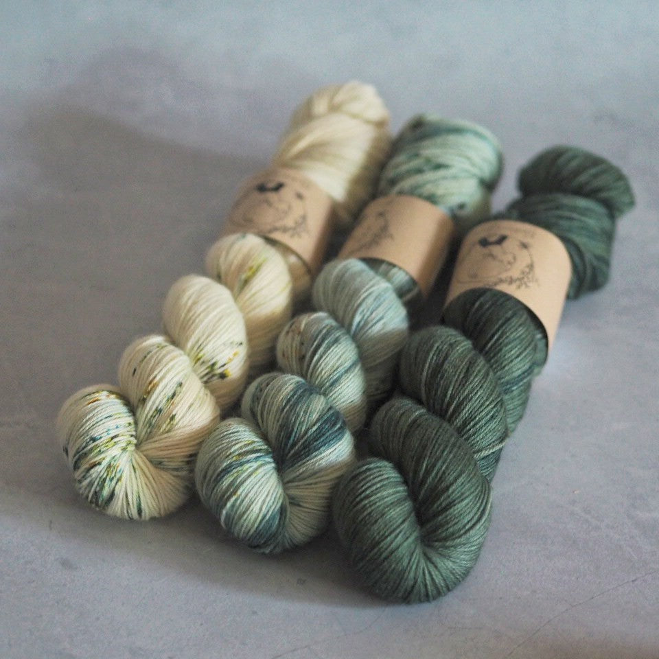 Beehive Yarns - Beautiful hand-dyed yarn with a vintage twist ...